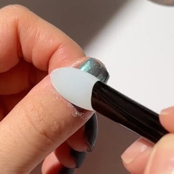 How To Use Chrome Powder with Dip or Gel – Nailboo®