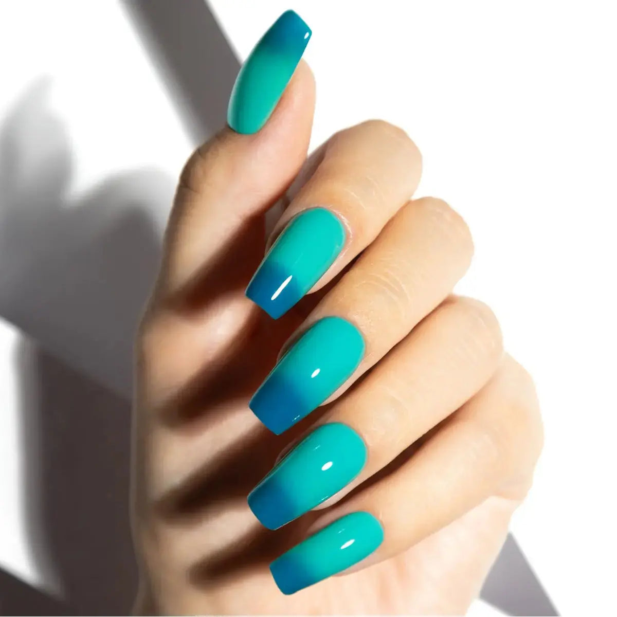 Color Changing Dip Powder | Turquoise Twist | Nailboo®